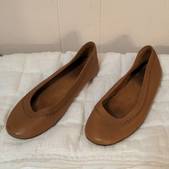 Boden | Shoes | Boden Leather Ballet Flats Size 8 | Poshmark